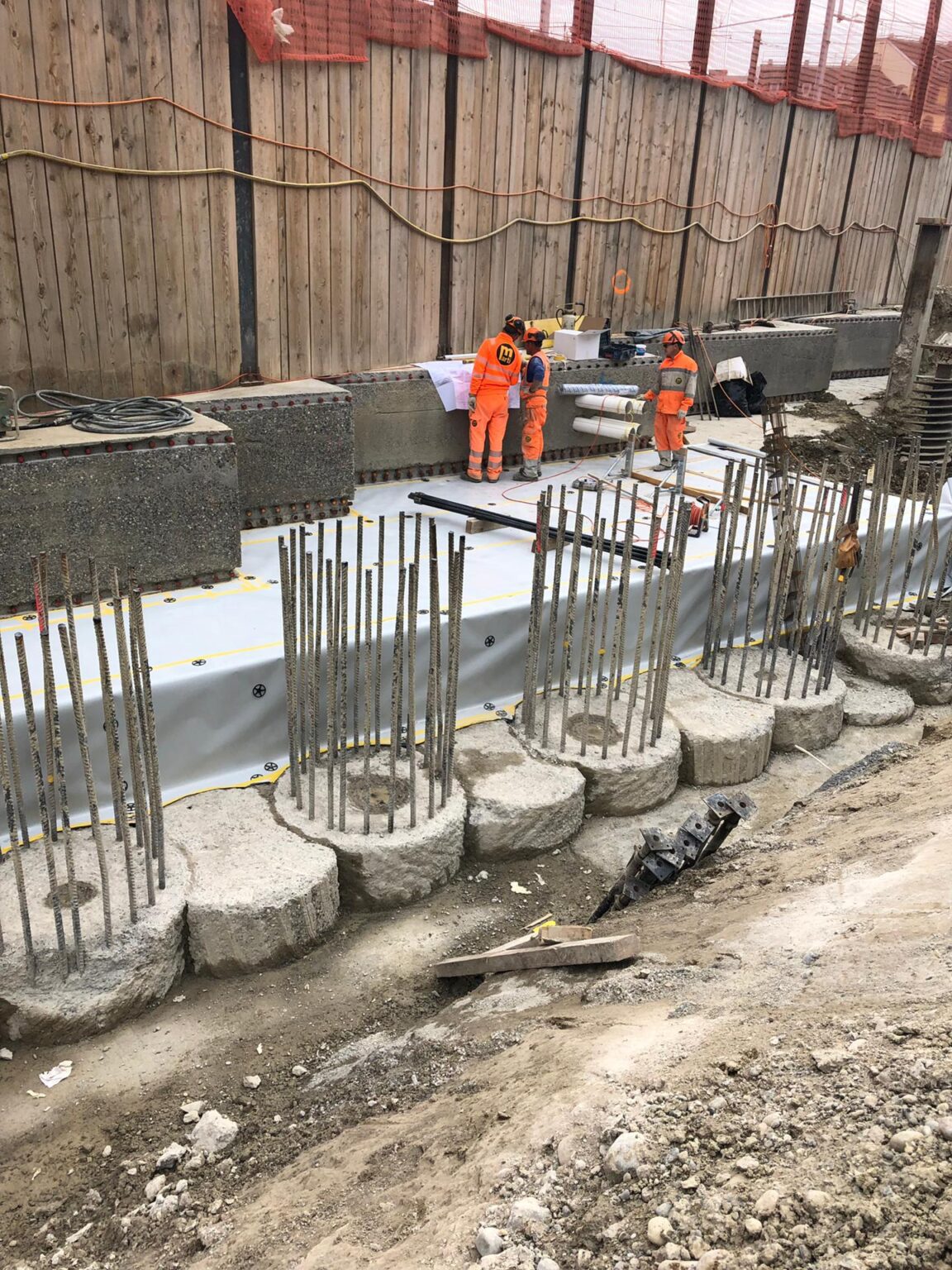 Pile breaking of secant pile walls | the experts Brextor