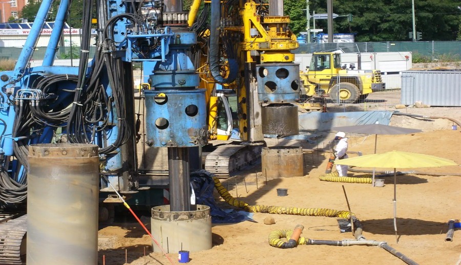 Herstellung von Bohrpfählen | die Spezialisten Brextor