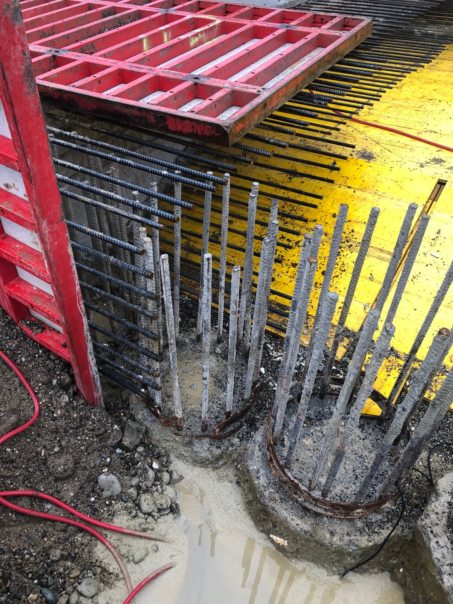 Breaking down piles | the specialists Brextor